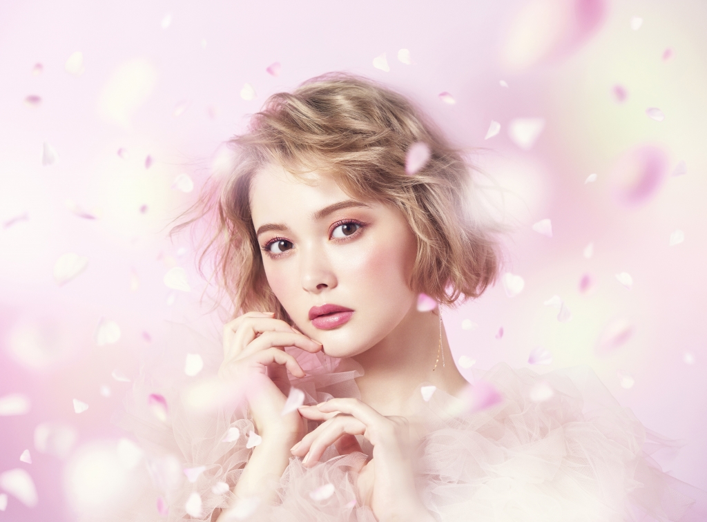 【玉城ティナ】BLEND BERRY 「SAKURA COLLECTION」数量限定で好評発売中! | 株式会社ディネ アンド インディー ...